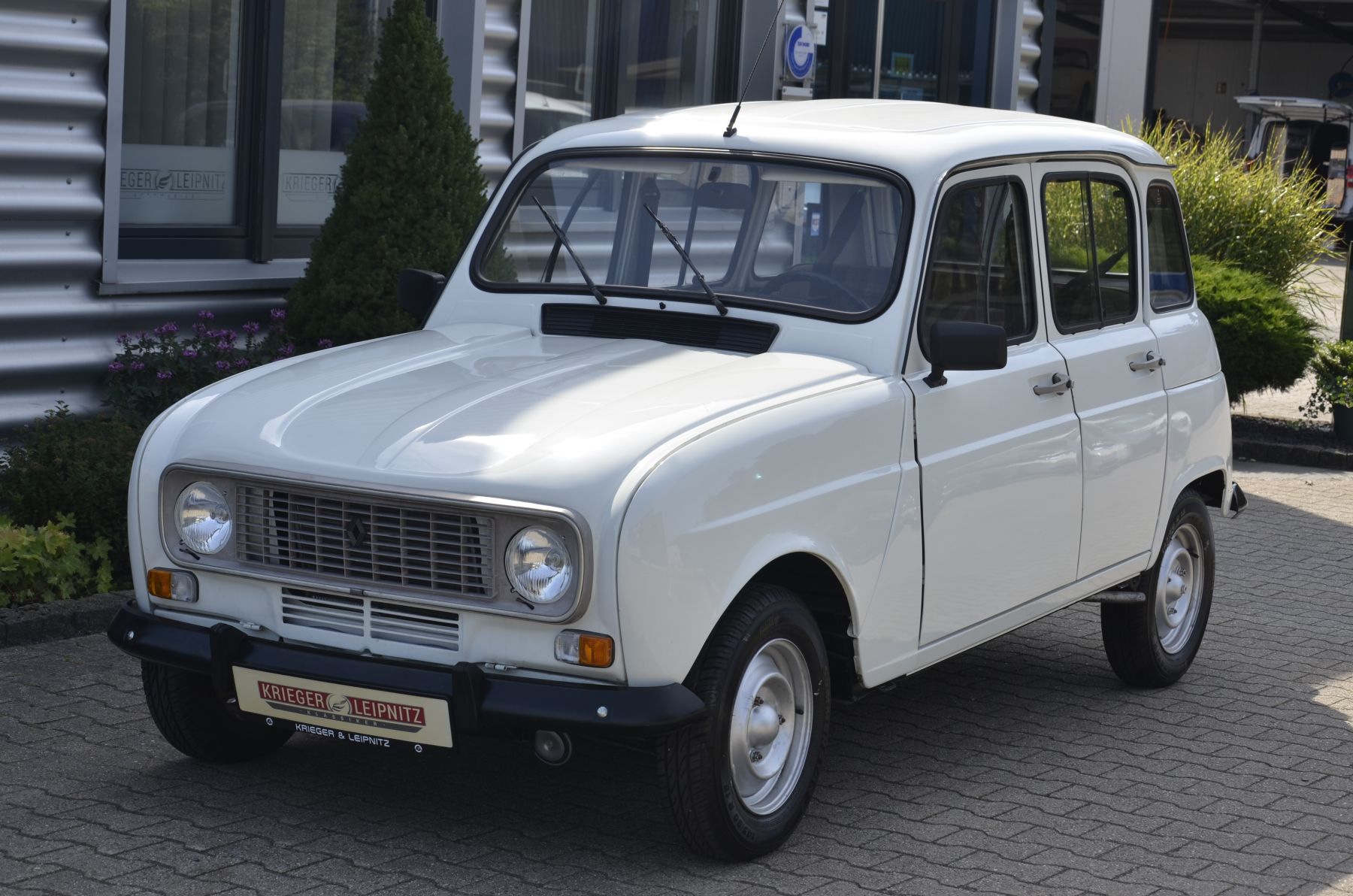 Renault R4 ID: 3204