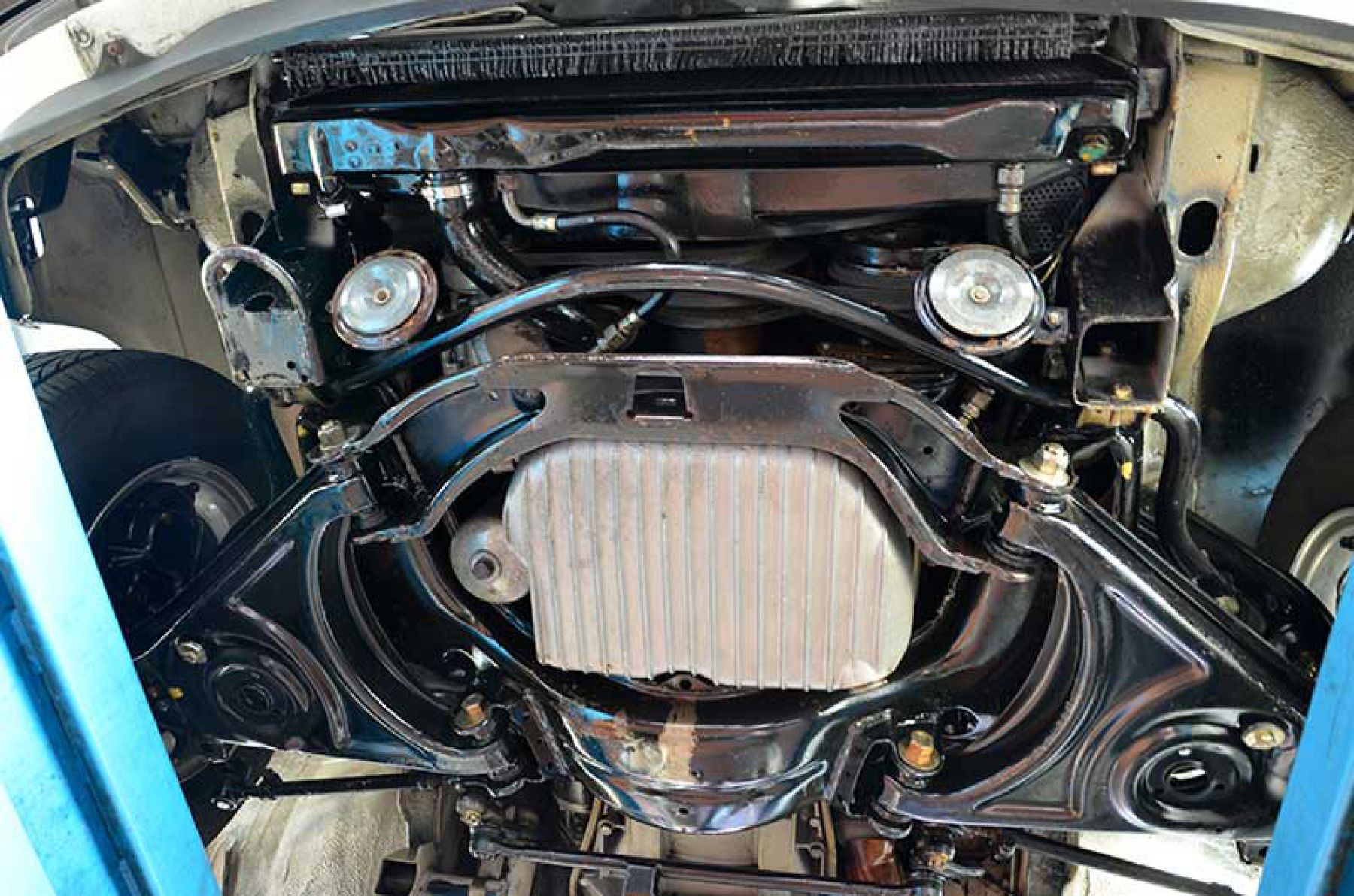 MB 380 SL (R107) mit V8 Motor ID: 3768